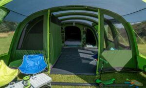 Coleman Weathermaster 8XL Air BlackOut Tent Review (5 Rooms)